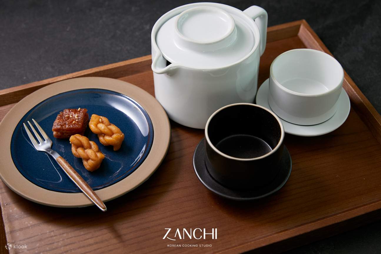 Premium Korean Traditional Feast Cooking Class in Seoul - Klook ...